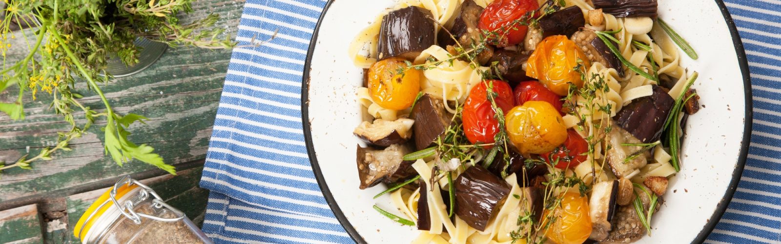 Tagliatelle pasta with vegetables